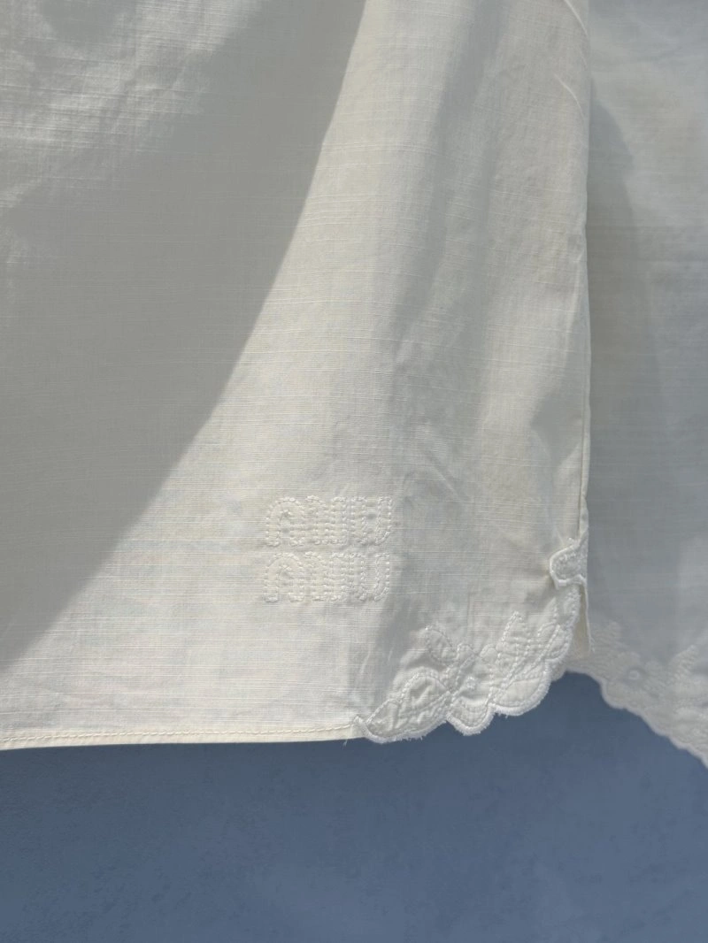Value-priced Unclassified Brand Dress