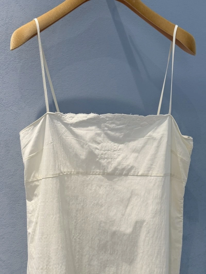 Discounted Unclassified Brand Dress