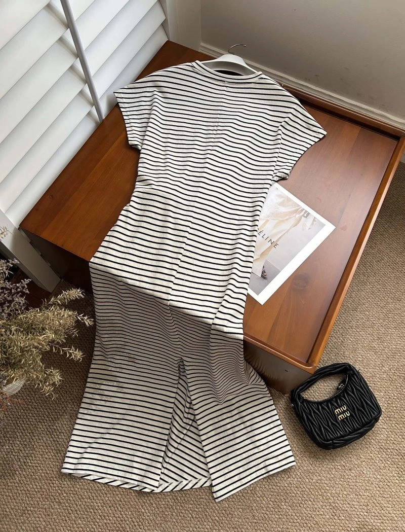 Discounted Unclassified Brand Dress