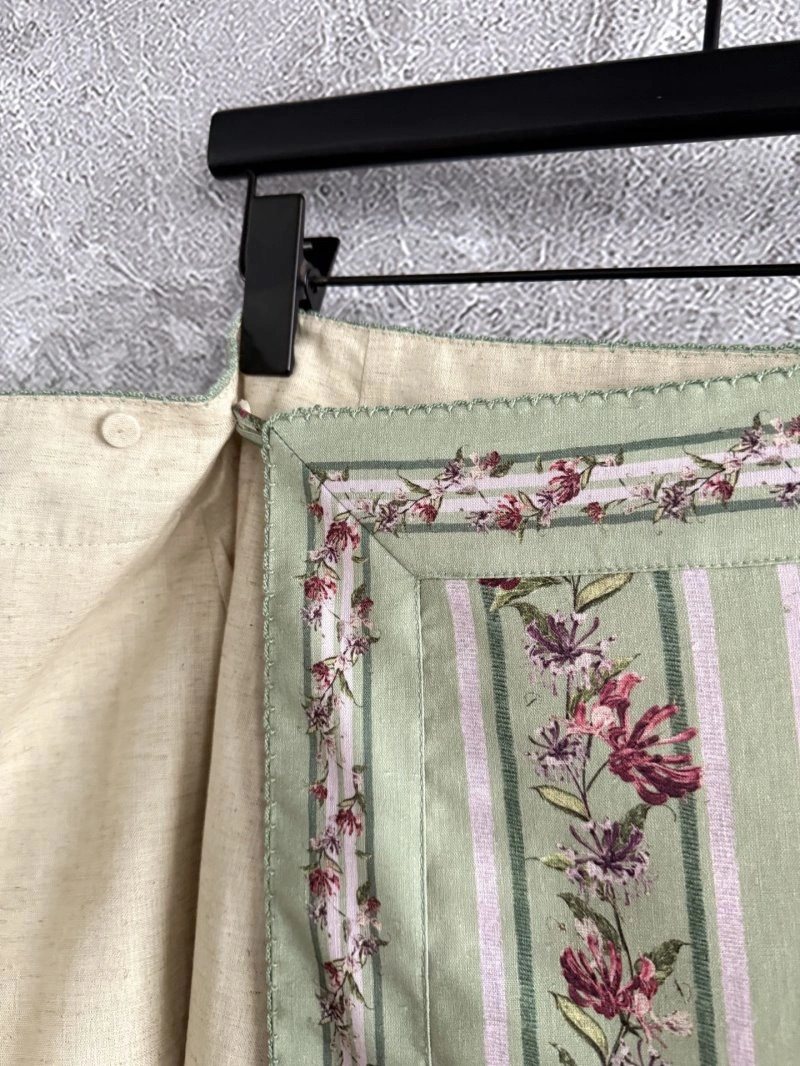 Real Unclassified Brand Dress
