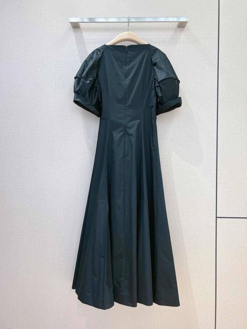 Genuine Unclassified Brand Dress