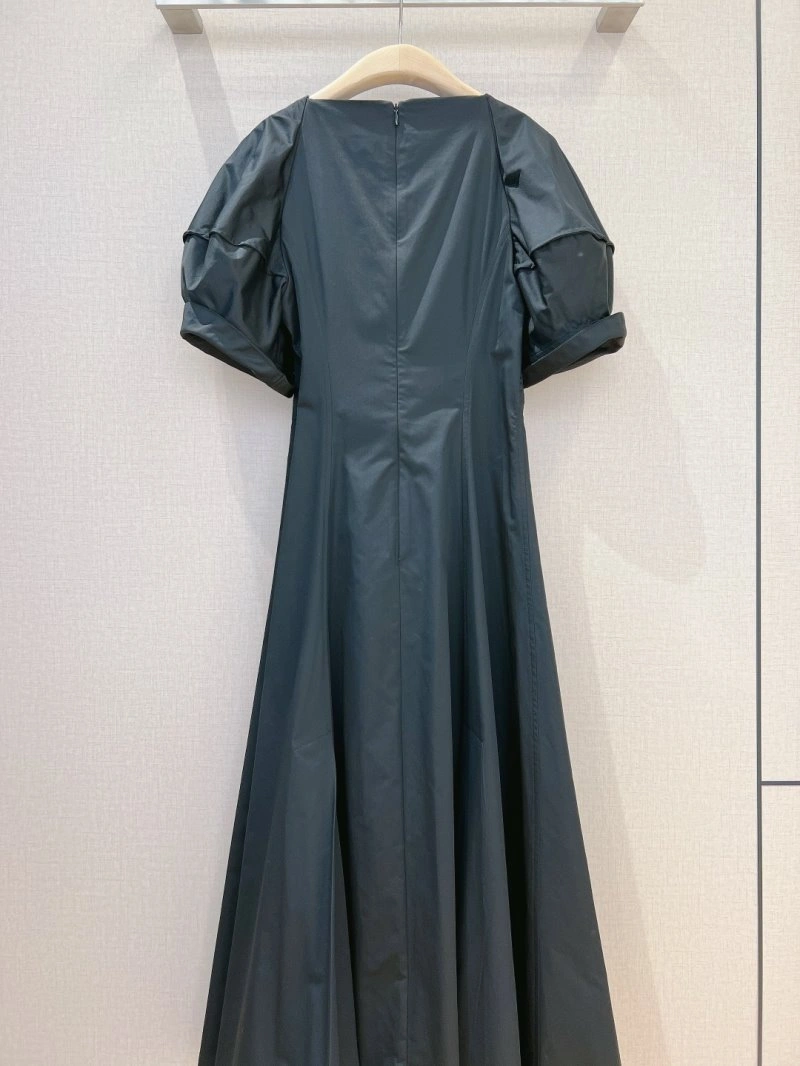 Genuine Unclassified Brand Dress