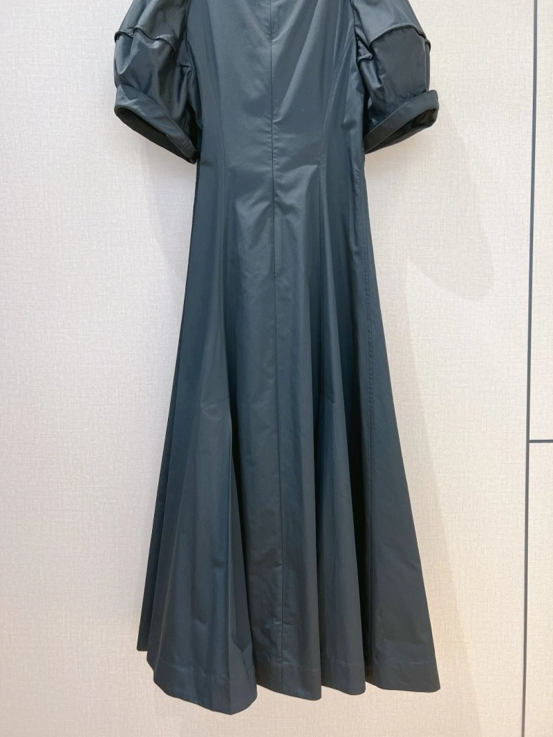 Genuine Unclassified Brand Dress