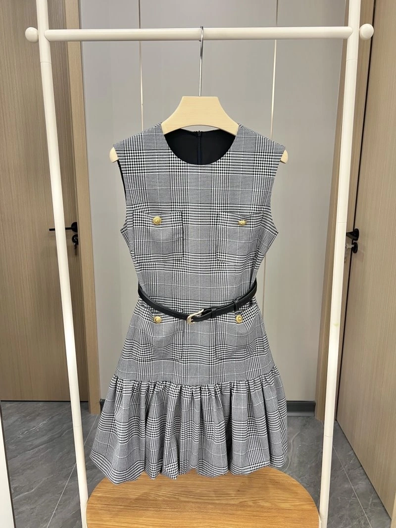 Unclassified Brand Dress
