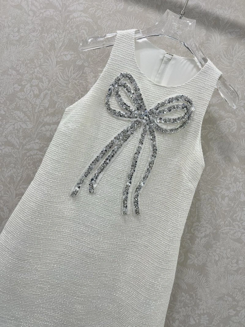Inexpensive Unclassified Brand Dress