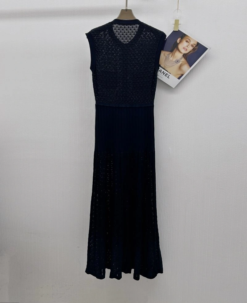 Cut-rate Unclassified Brand Dress