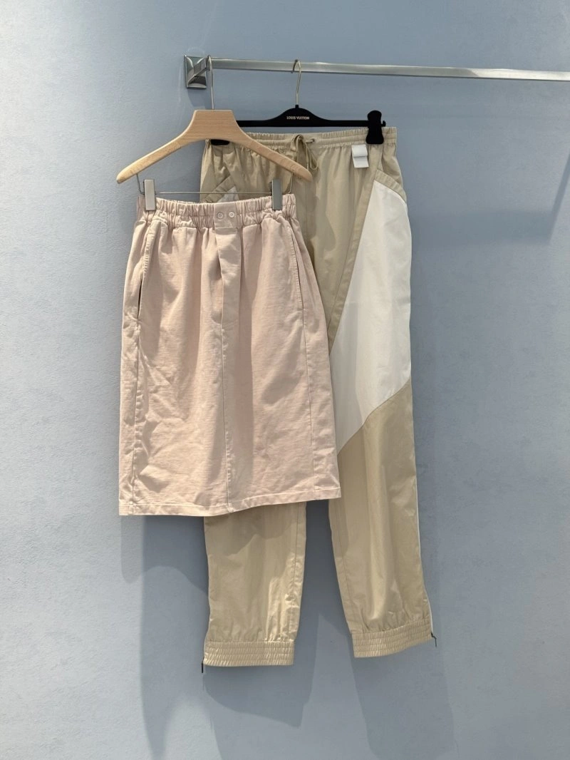 Indistinguishable Unclassified Brand Dress