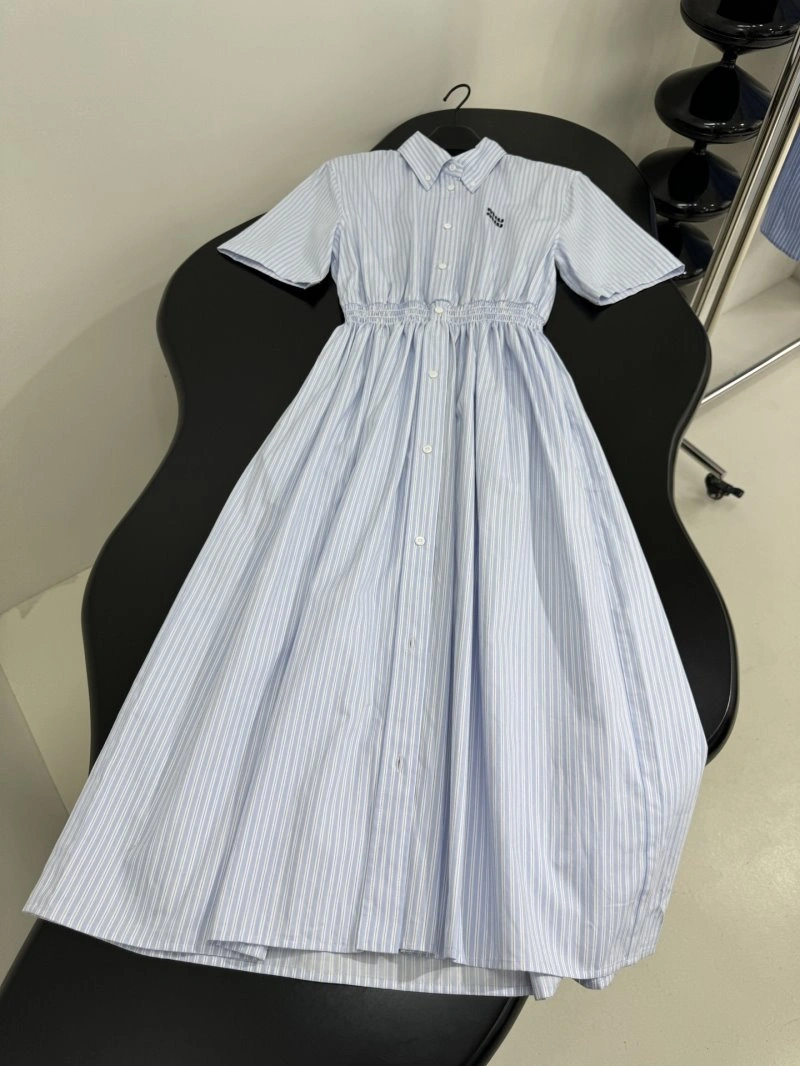 Legit Unclassified Brand Dress