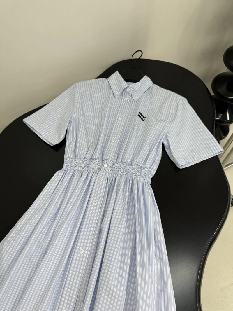 Legit Unclassified Brand Dress