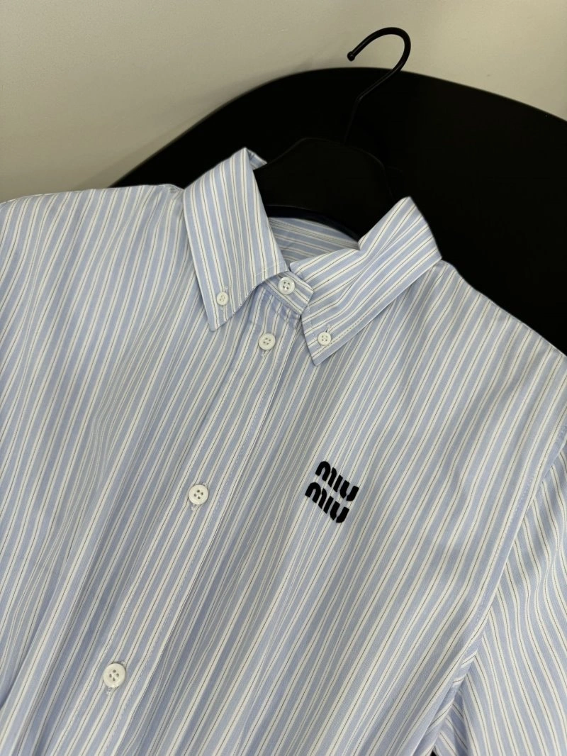 Legit Unclassified Brand Dress