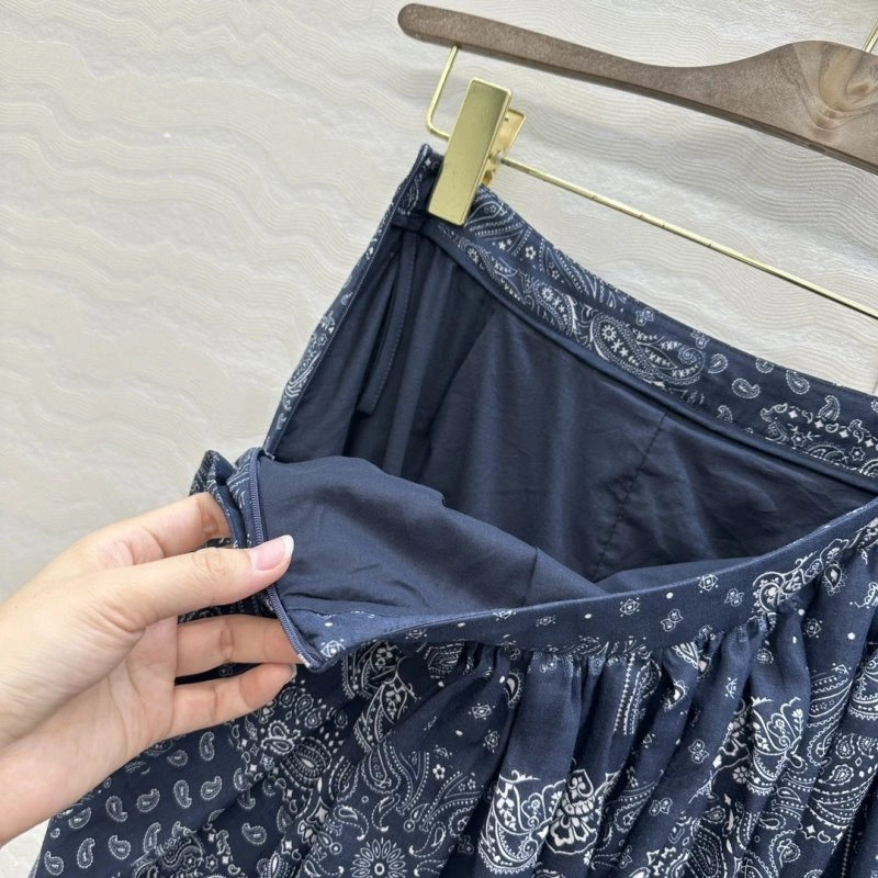 Genuine Unclassified Brand Dress