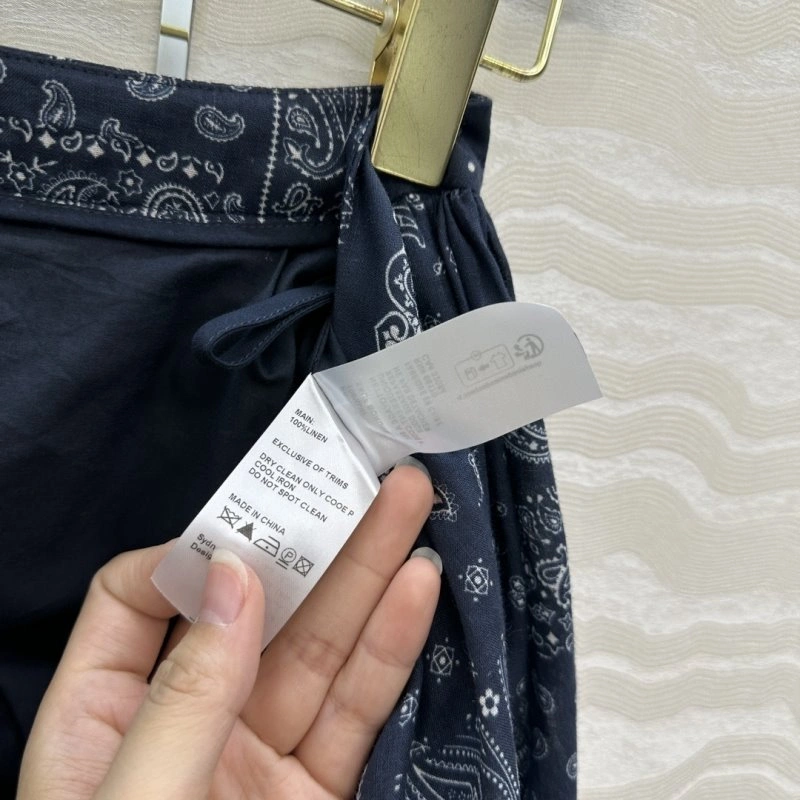 Genuine Unclassified Brand Dress
