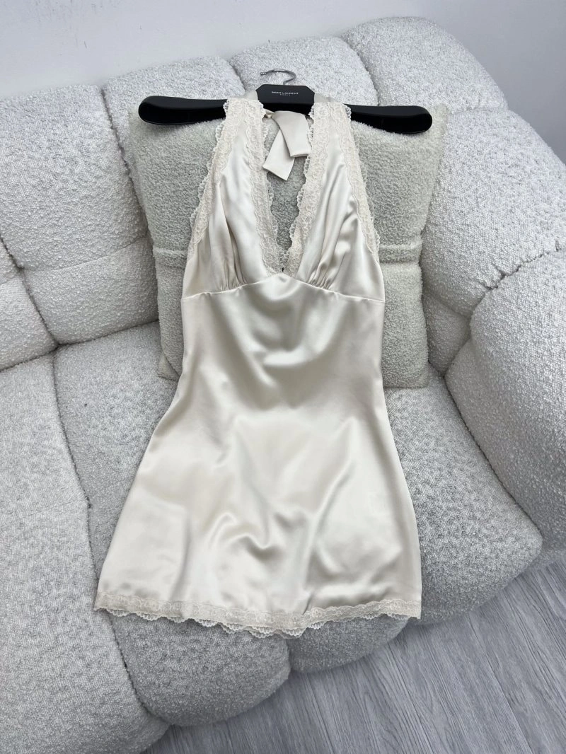 Unclassified Brand Dress