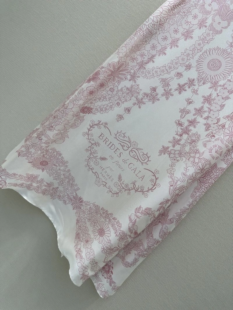 Cut-rate Unclassified Brand Dress