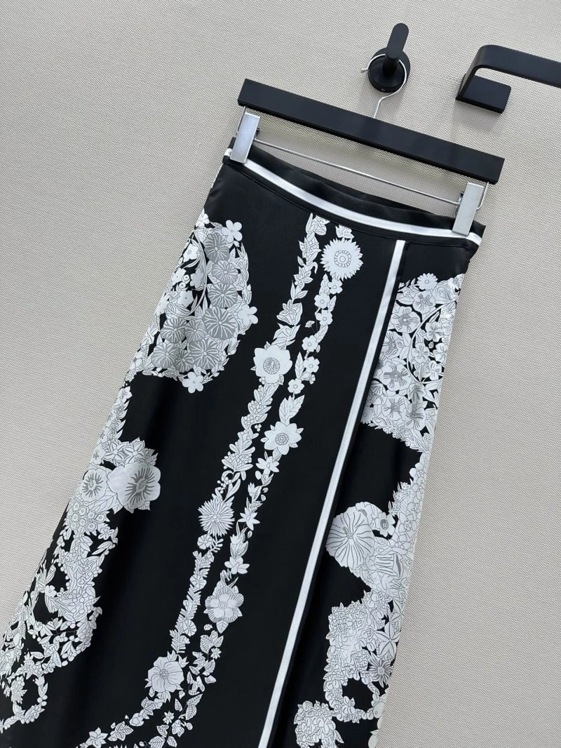 Authentic Unclassified Brand Dress