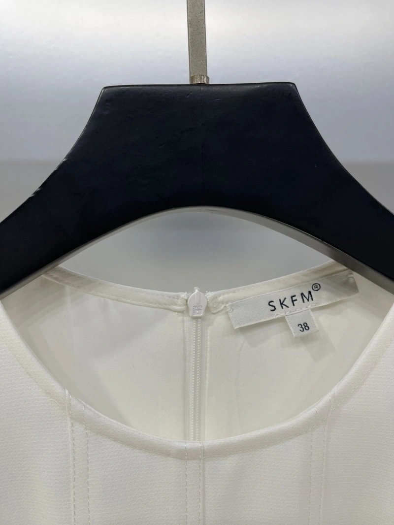 Legit Unclassified Brand Dress