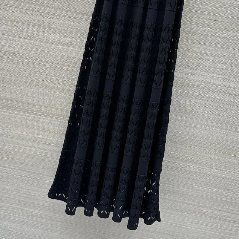 Low-cost Unclassified Brand Dress