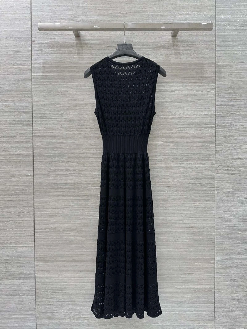 Low-cost Unclassified Brand Dress