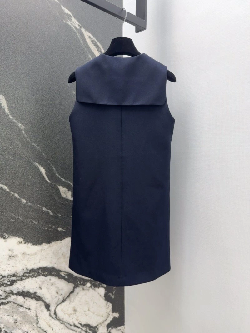 Indistinguishable Unclassified Brand Dress