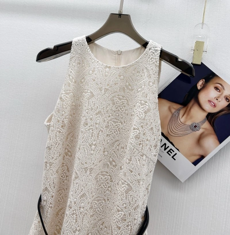 Value-priced Unclassified Brand Dress