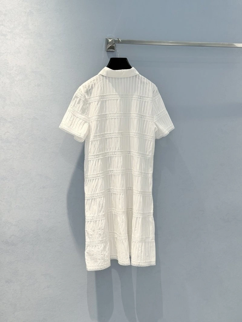 Accurate model Unclassified Brand Dress
