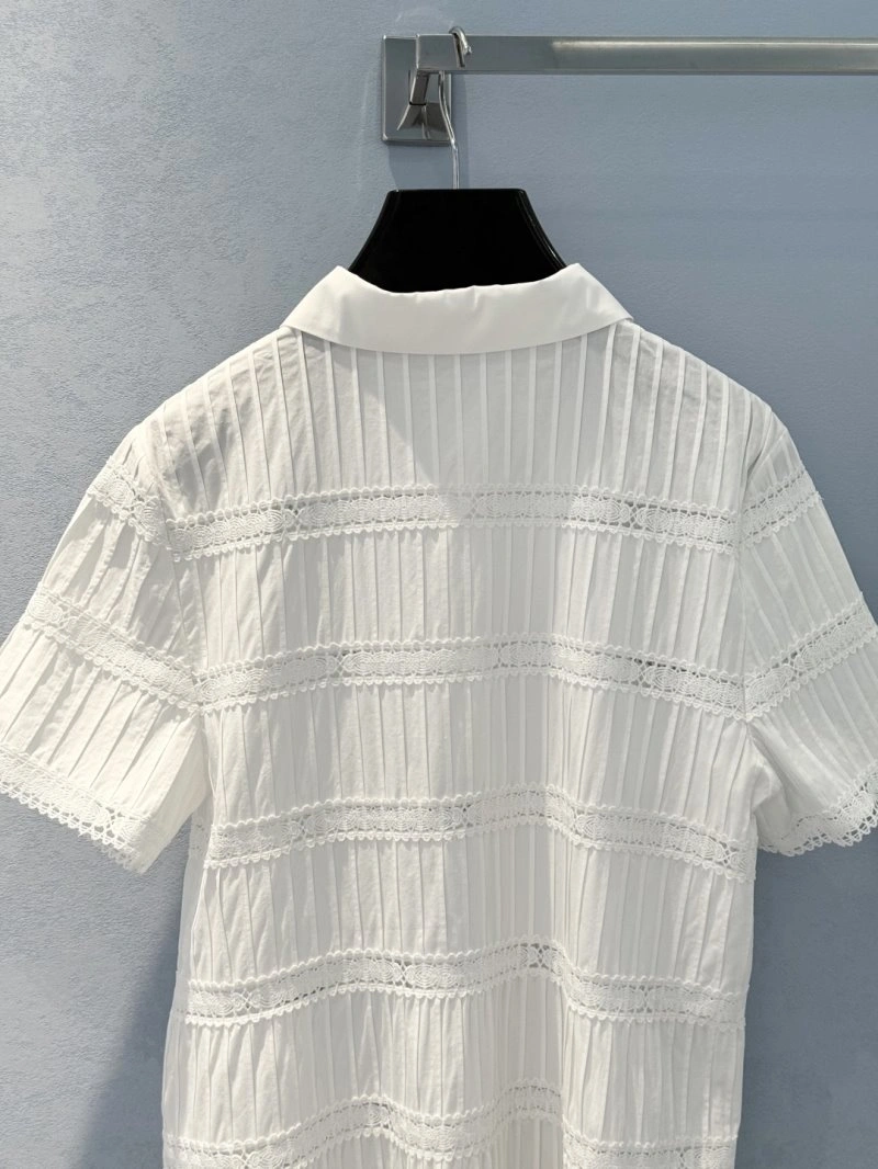 Accurate model Unclassified Brand Dress