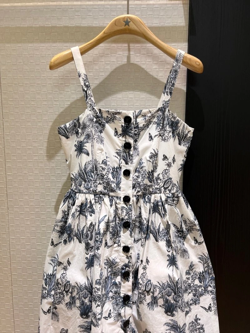 Exact replica Unclassified Brand Dress