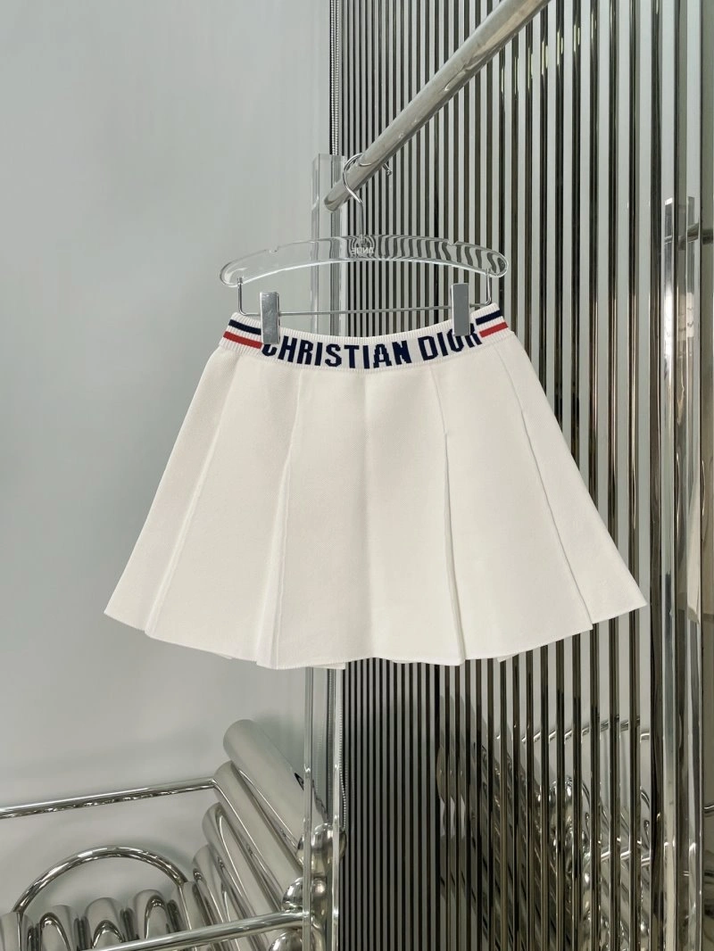 Indistinguishable Unclassified Brand Dress