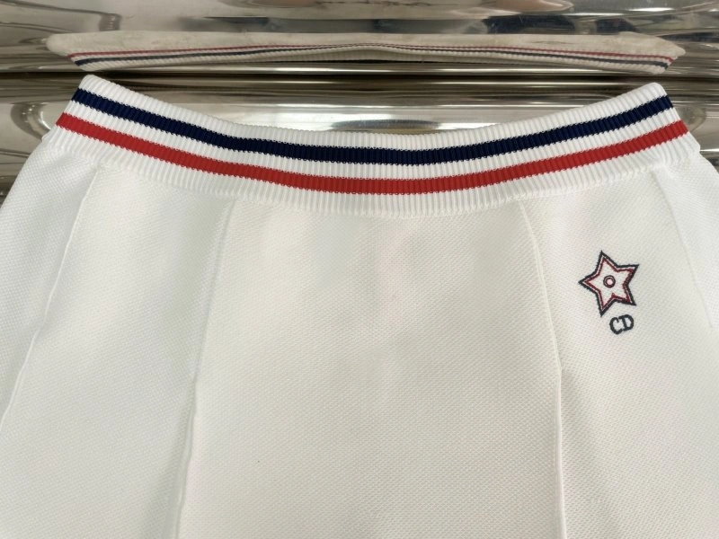 Indistinguishable Unclassified Brand Dress