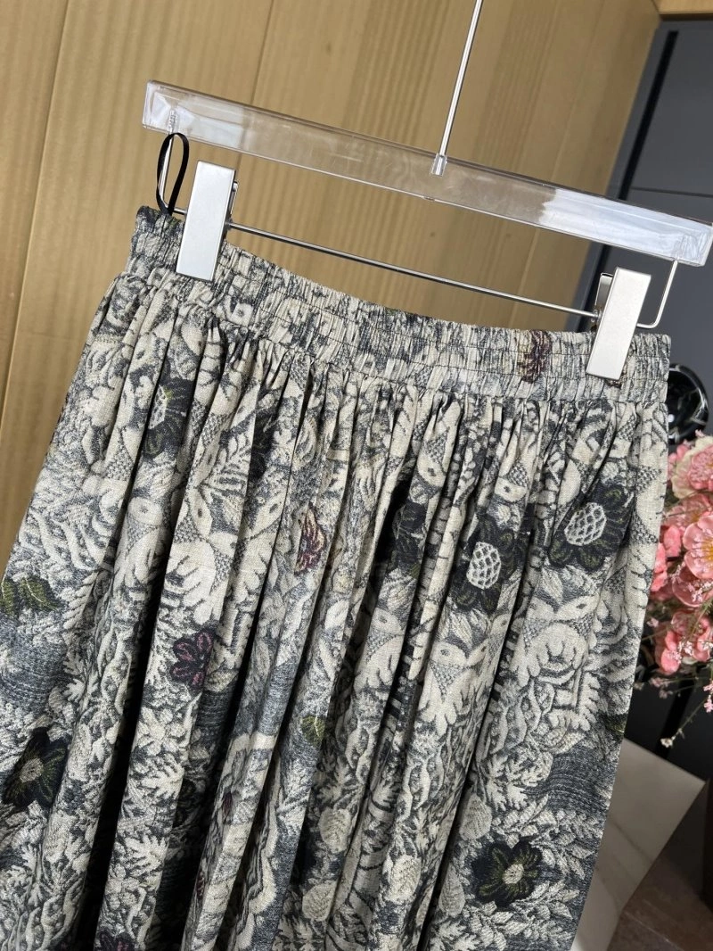 Bargain Unclassified Brand Dress