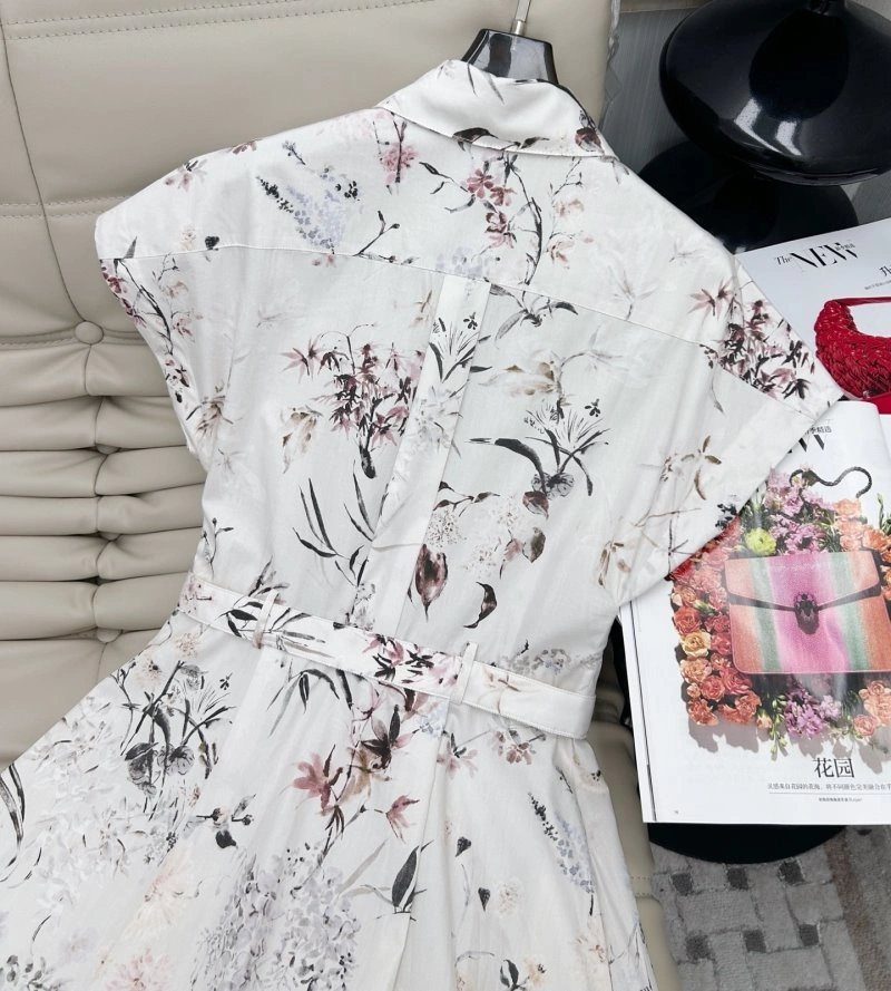 Genuine Unclassified Brand Dress