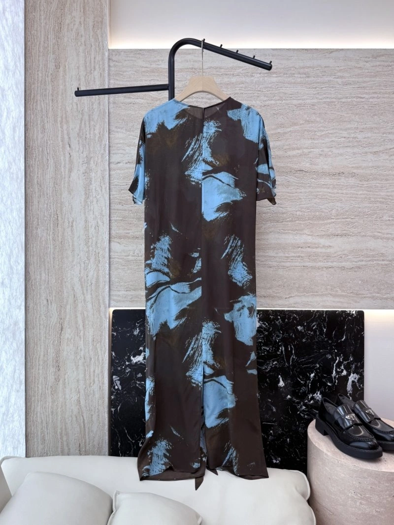 Discounted Unclassified Brand Dress