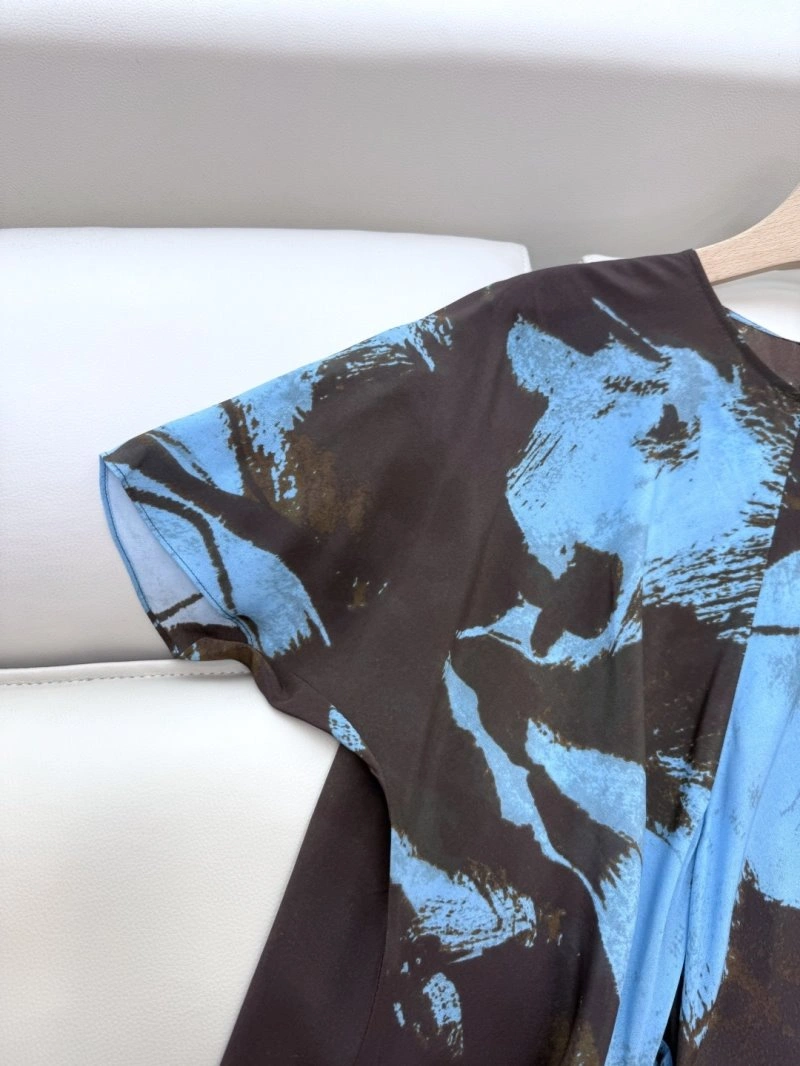 Discounted Unclassified Brand Dress