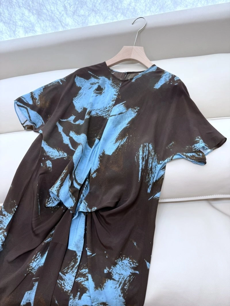 Discounted Unclassified Brand Dress