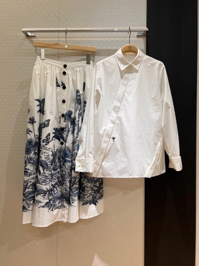 Inexpensive Unclassified Brand Dress