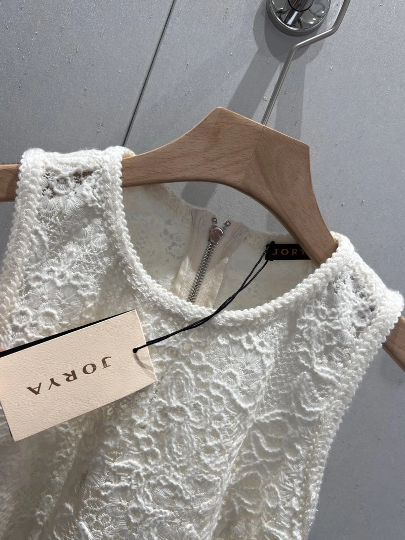 Real Unclassified Brand Dress