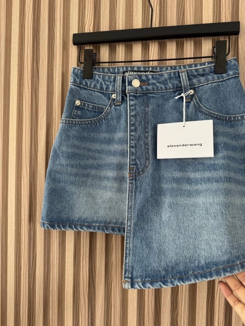 Brand-authenticated Unclassified Brand Dress