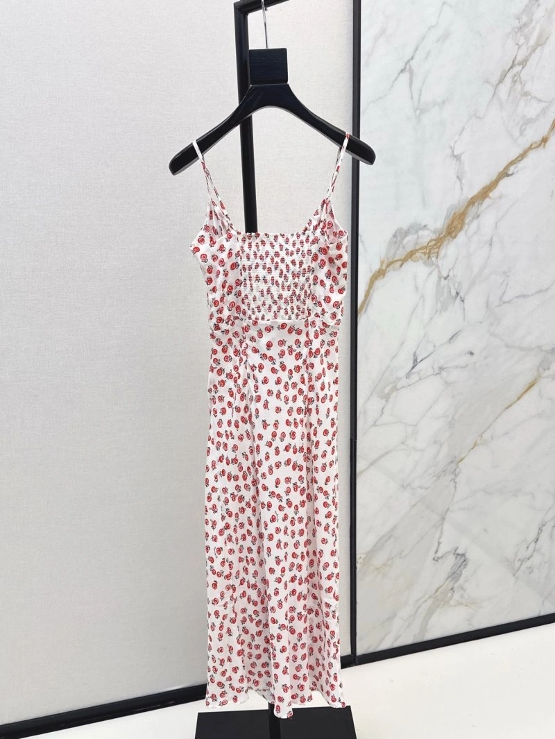 Cut-rate Unclassified Brand Dress