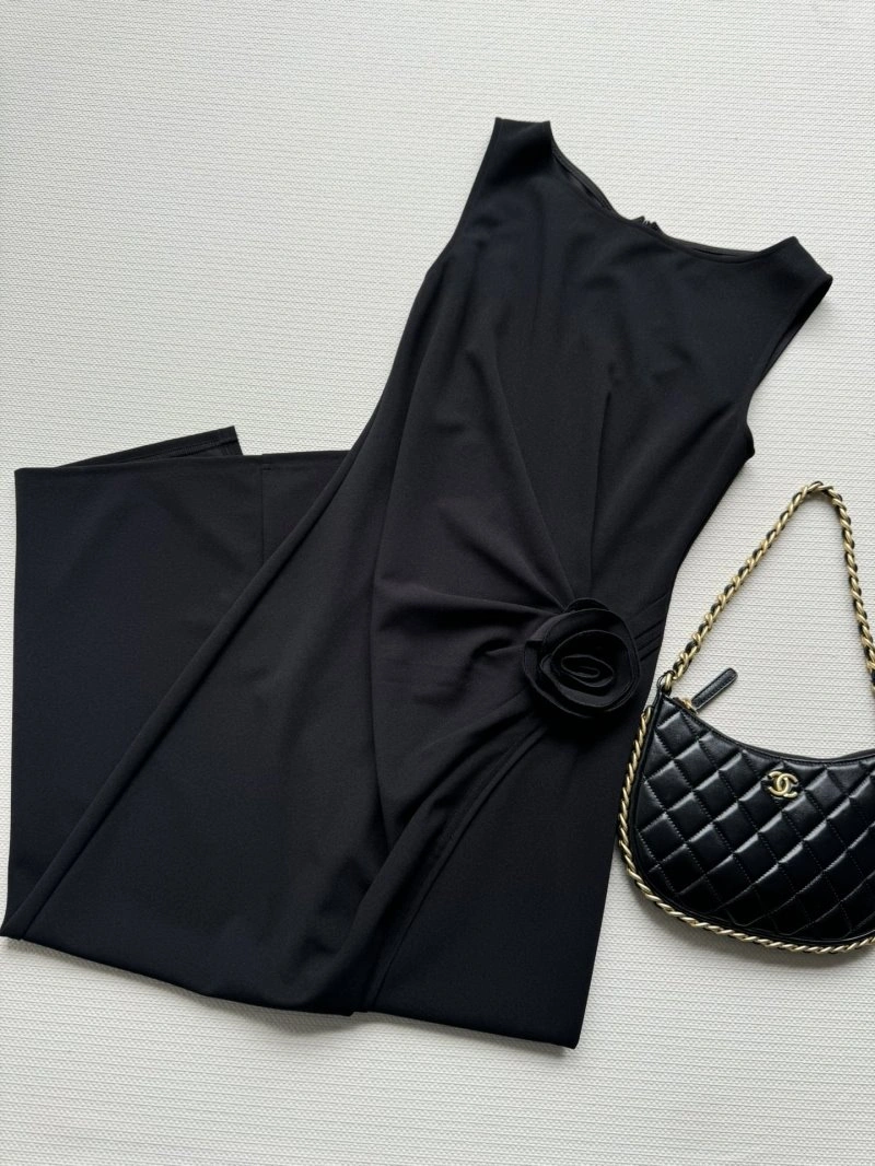 Low-cost Unclassified Brand Dress