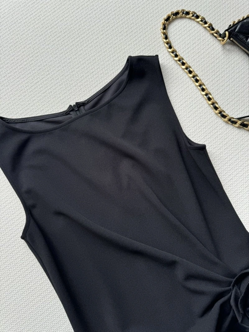 Low-cost Unclassified Brand Dress