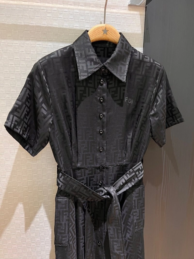 Cut-rate Unclassified Brand Dress