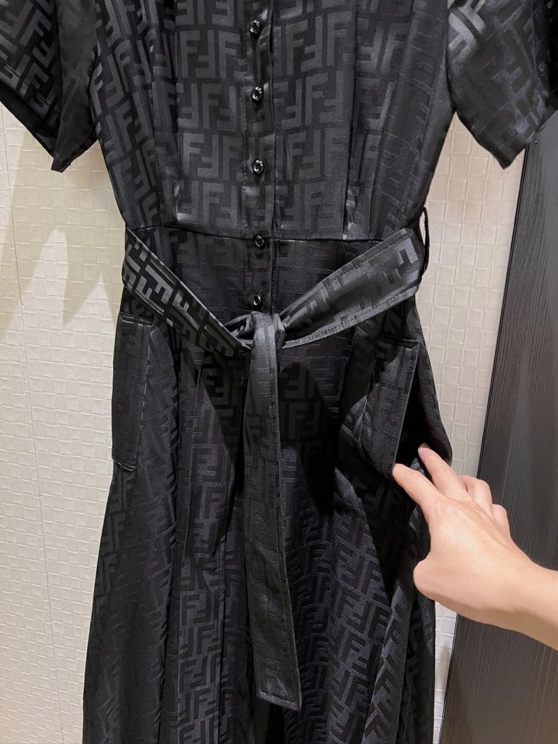 Cut-rate Unclassified Brand Dress