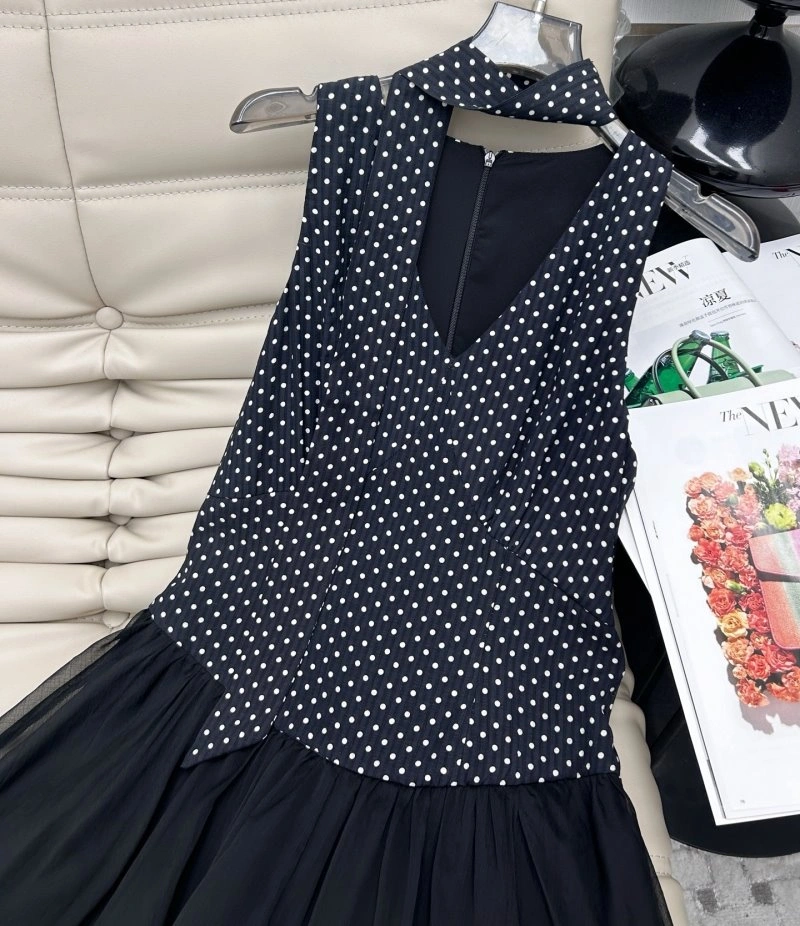 Cut-rate Unclassified Brand Dress