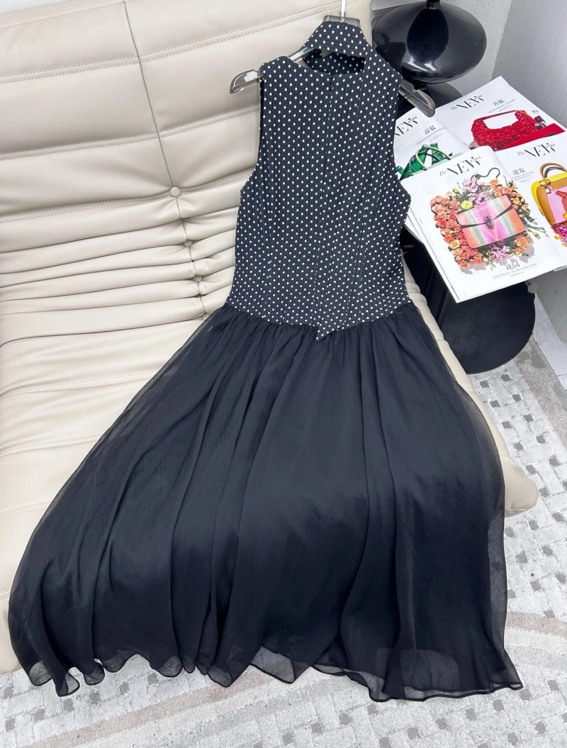 Cut-rate Unclassified Brand Dress