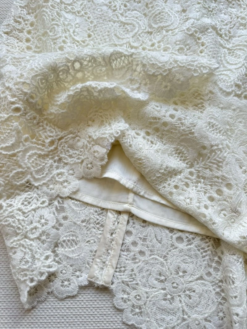 Indistinguishable Unclassified Brand Dress