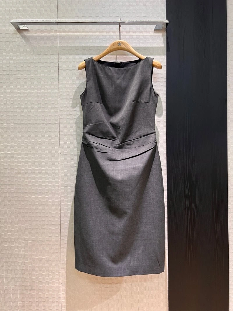 Unclassified Brand Dress