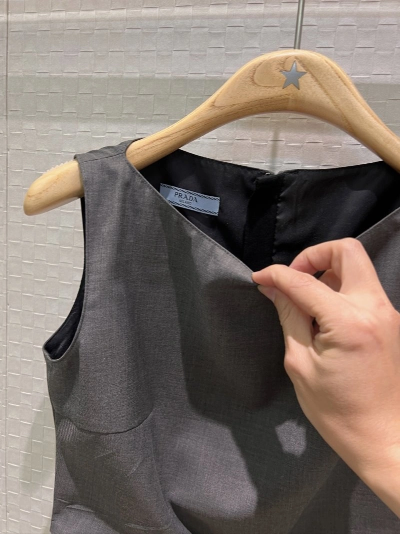 Real Unclassified Brand Dress