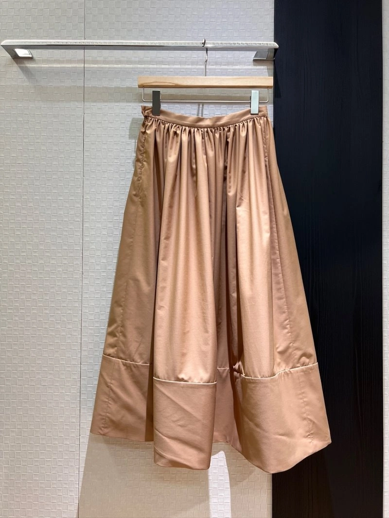 Cut-rate Unclassified Brand Dress