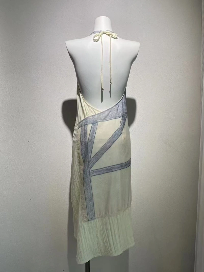 Accurate model Unclassified Brand Dress