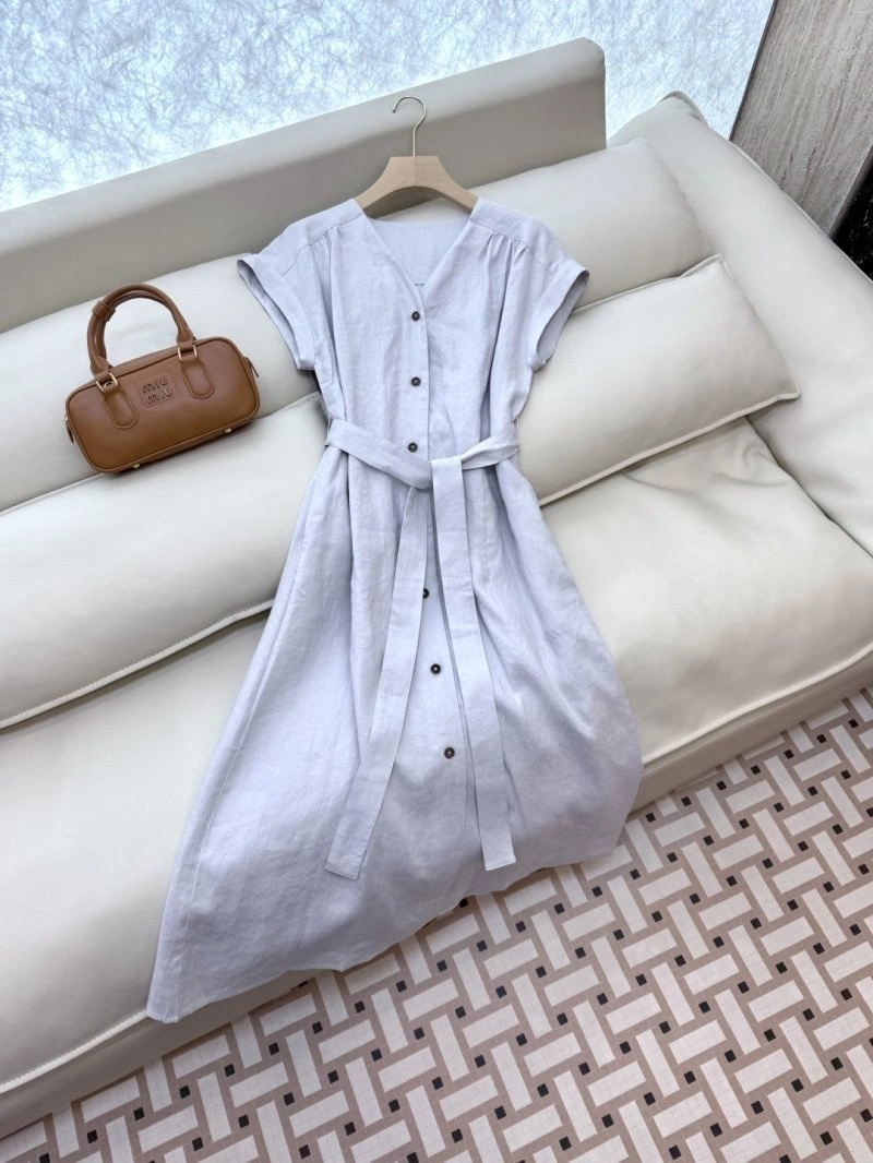 Low-cost Unclassified Brand Dress